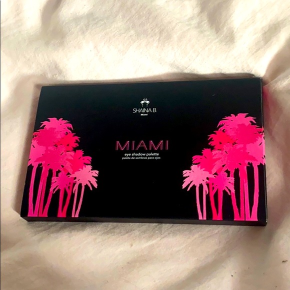 Shaina B | Makeup | Miami Eyeshadow Palette | Poshmark